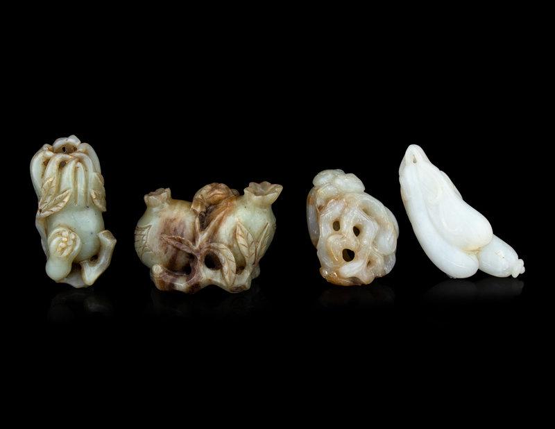Four Chinese Jade 'Fruit' Carvings - Mar 20, 2023 | Hindman in IL