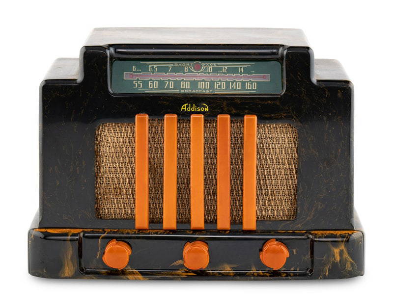 An Addison 5f Radio Auction
