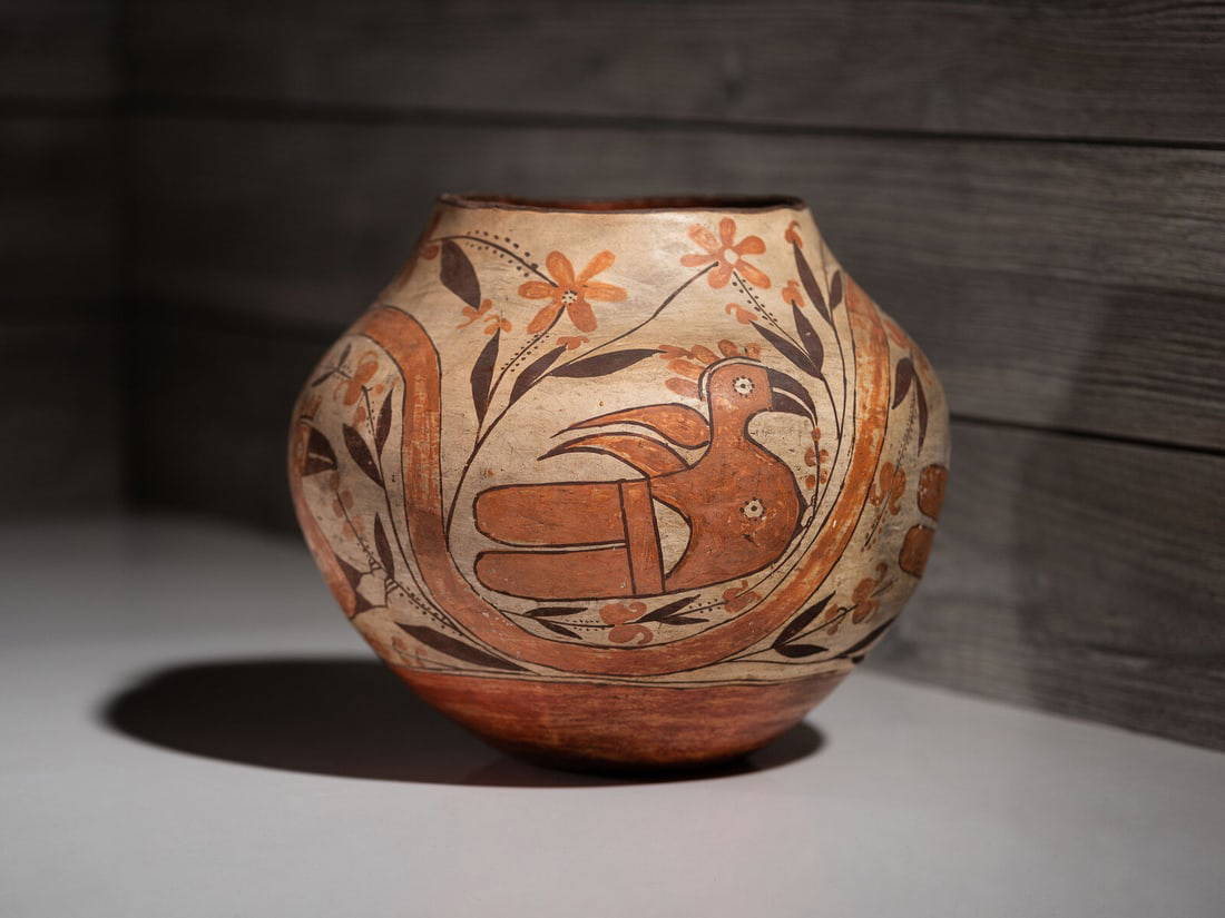 Acoma / Laguna Polychrome Parrot Pottery Jar Auction