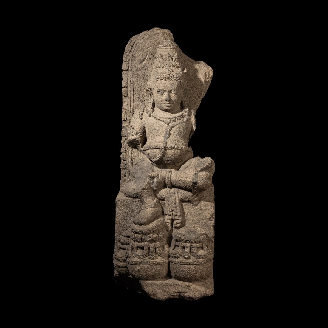 An Indonesia Figure Of Kubera, Central Java, 9th Century 九世紀 爪窪 Auction