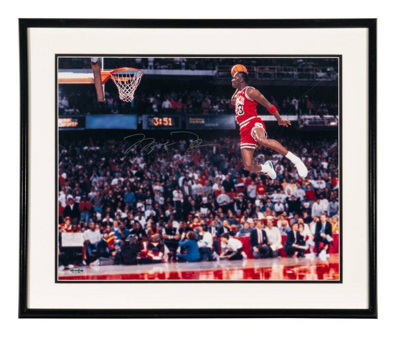 A Michael Jordan Signed Autograph 1988 Slam Dunk Contest 16x20 Photo ...