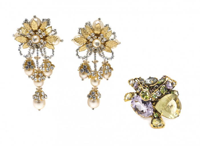 A C & D Multicolor Crystal Ring,