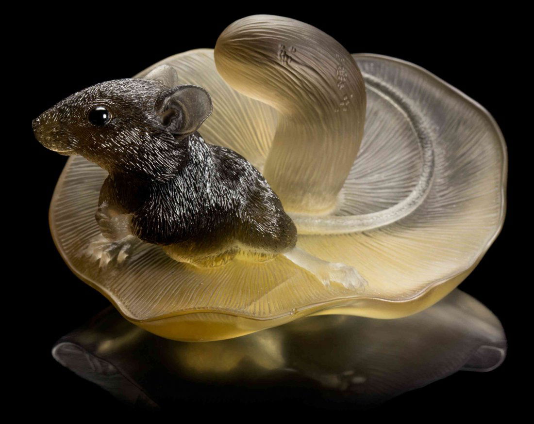 A Smoky Quartz Carving of a Mouse on a Toadstool, Gerd - Sep 16, 2014 ...