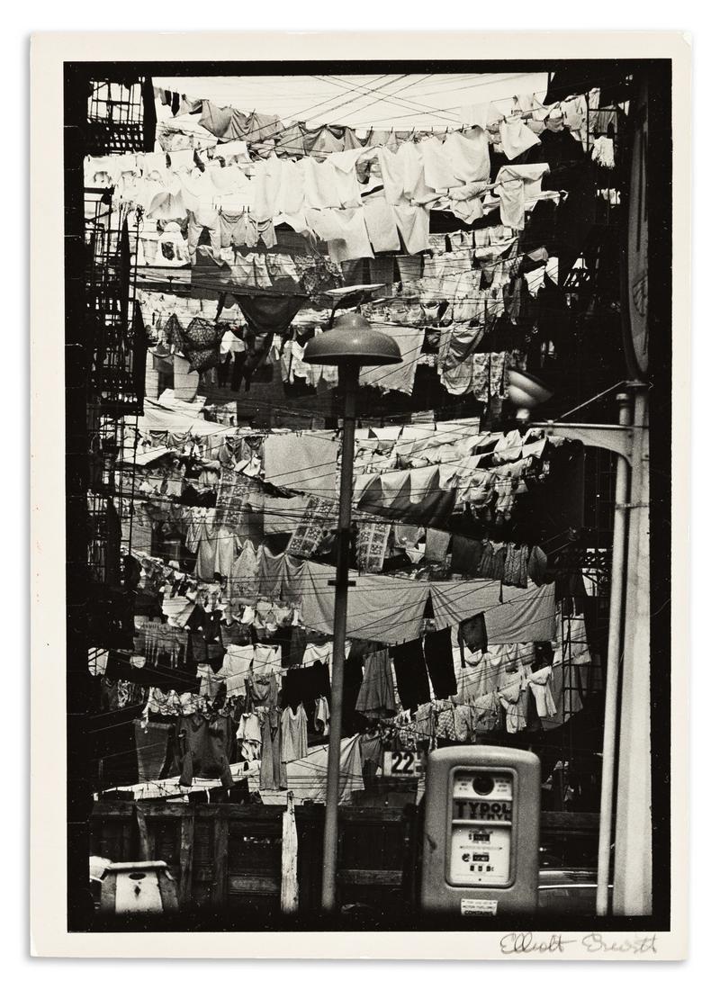 ELLIOTT ERWITT (1928- ) Hoboken. - May 27, 2021 | Swann Auction ...