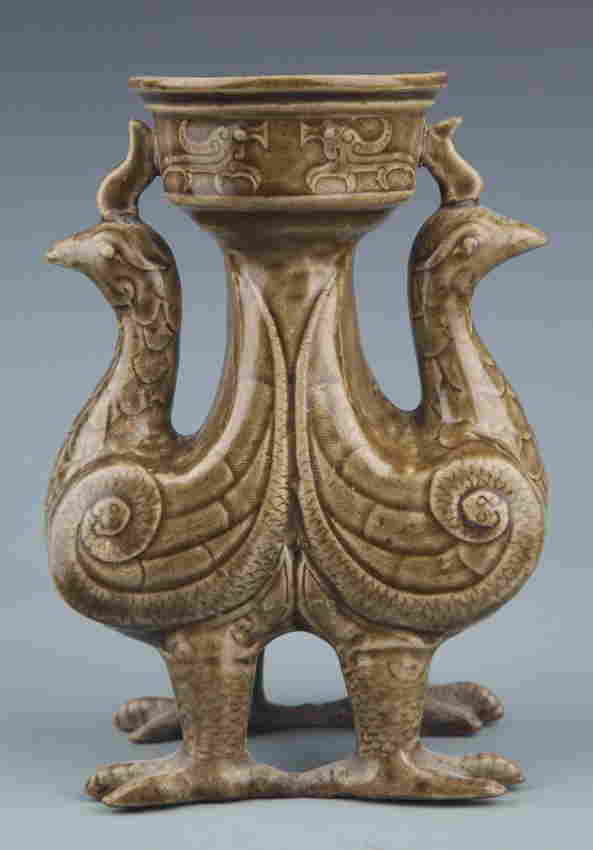 A FINELY DOUBLE PHOENIX CARVED PORCELAIN BOTTLE - Jan 25, 2014 ...