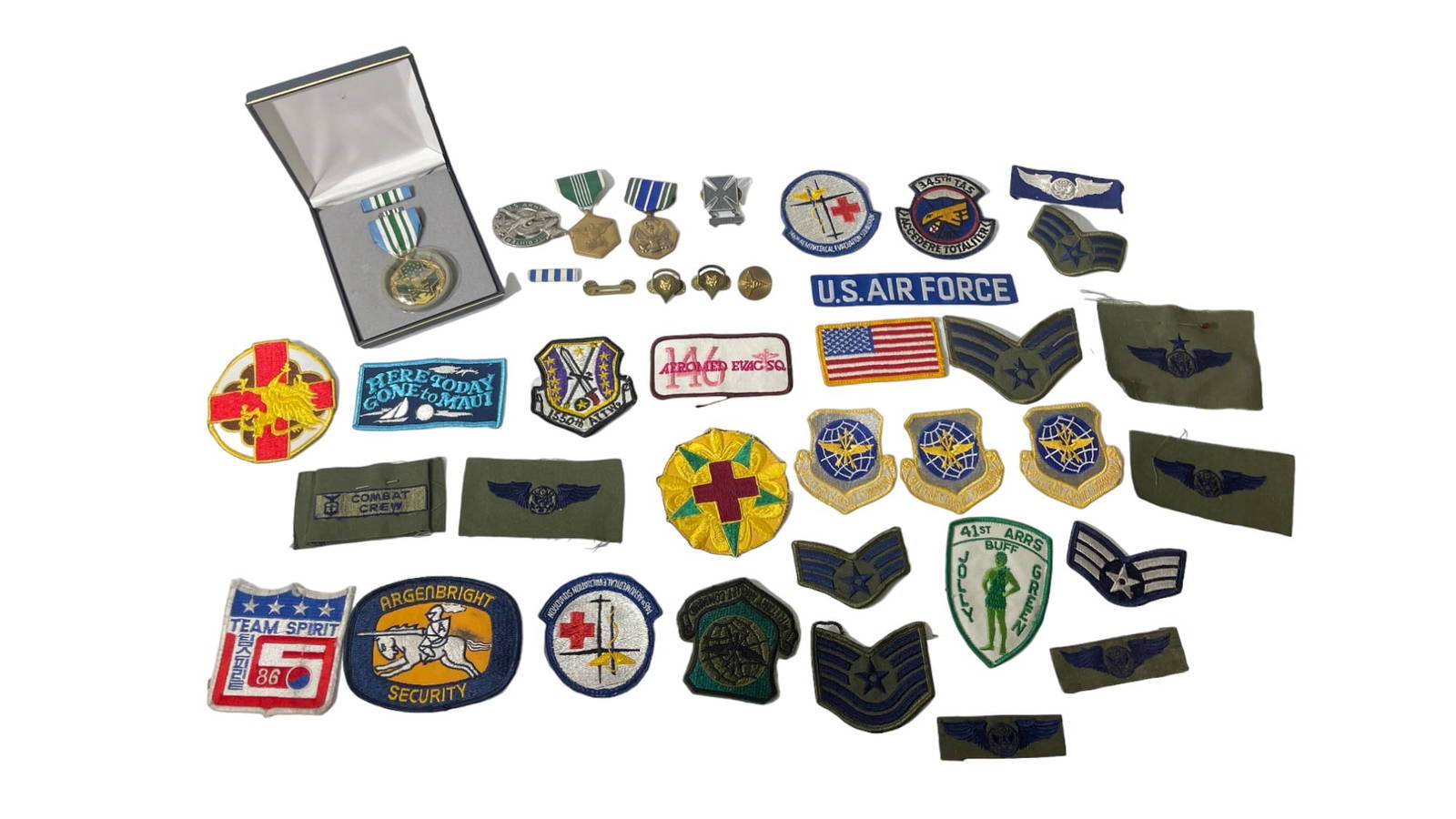 Vintage Us Military Patch And Medal Collection Auction