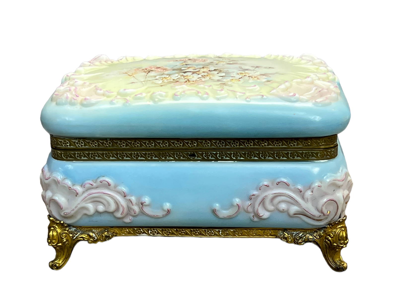 Wavecrest Antique Large Porcelain Box Auction