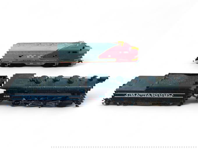 Pair Of Vintage Ho Scale Train Engines Diesel And Locomotive With Collier