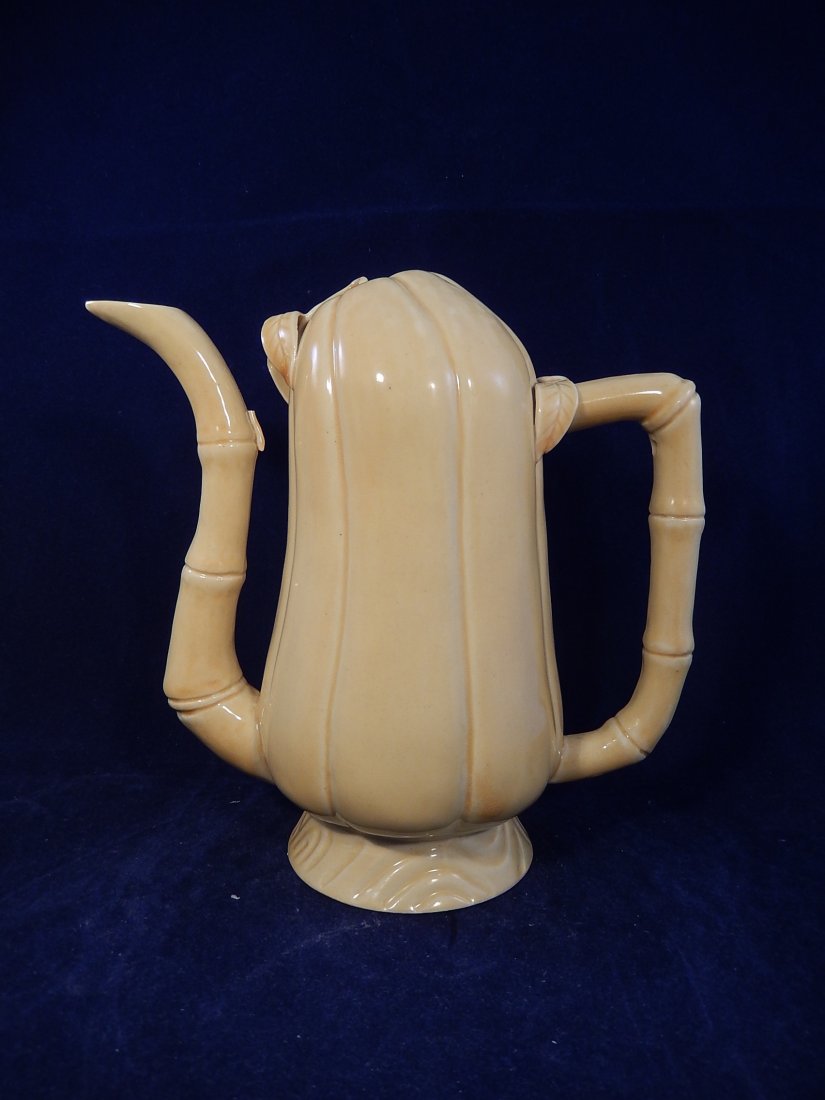 Chinese Yellow glaze Cadogan Wine Pot, Kangxi period - Jun 11, 2014 ...