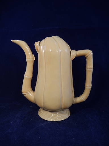 Chinese Yellow glaze Cadogan Wine Pot, Kangxi period - Jun 11, 2014 ...