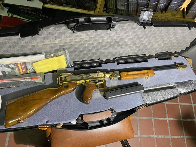 Thompson Auto Ordnance 45 Cal Tommy Gun Usmc