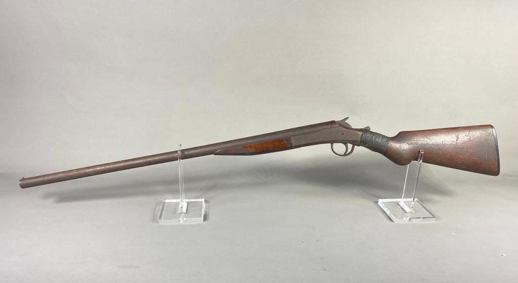 American Gun Go 12 Gauge Victor Shotgun Auction