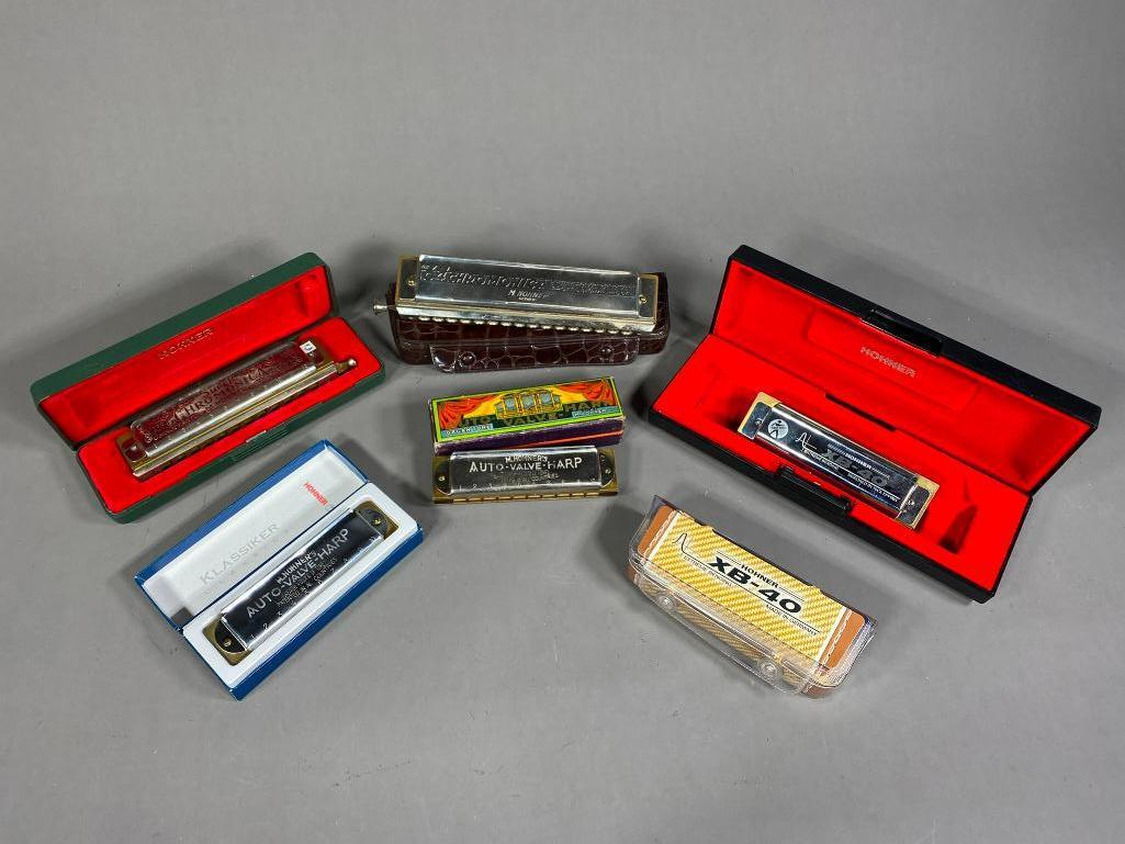 Group Lot Of 5 Better Hohner Harmonicas Auction