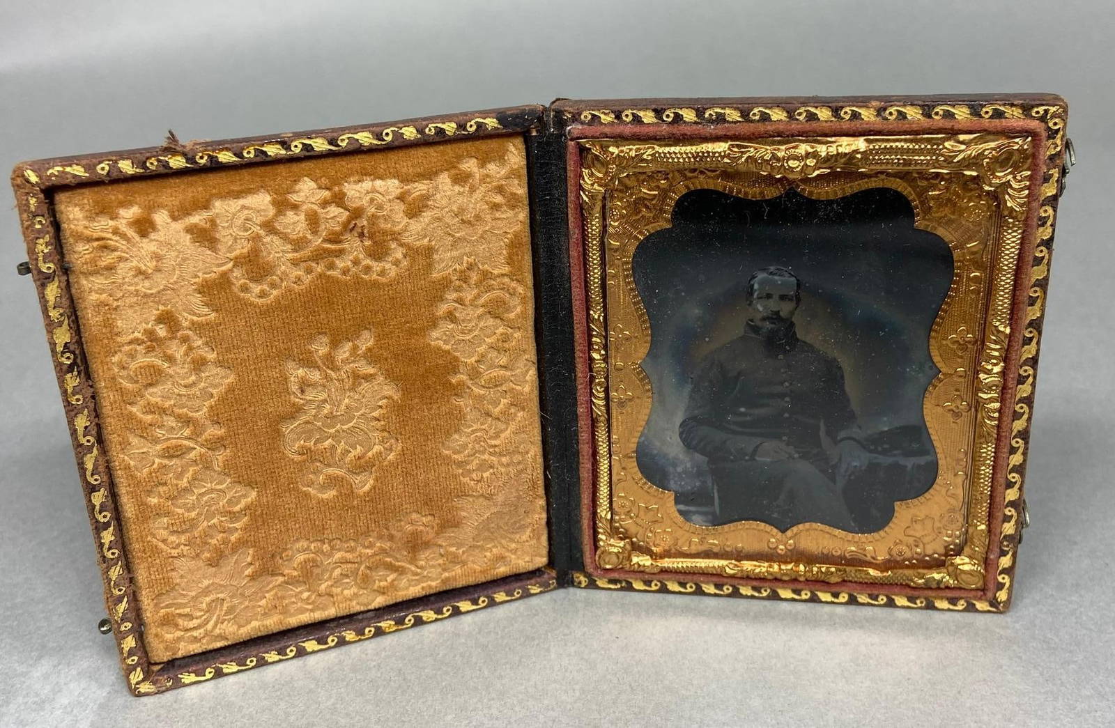 Civil War Union Soldier Ambrotype - Photograph Auction