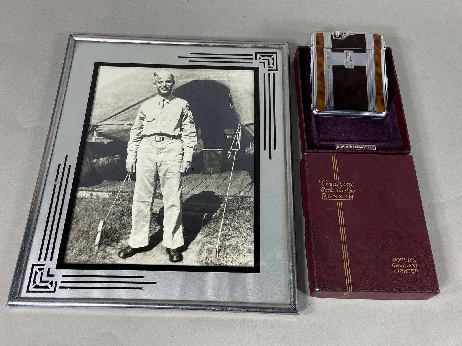 Wwii Us Aaf Photo & Ronson Twenty Case Lighter Auction