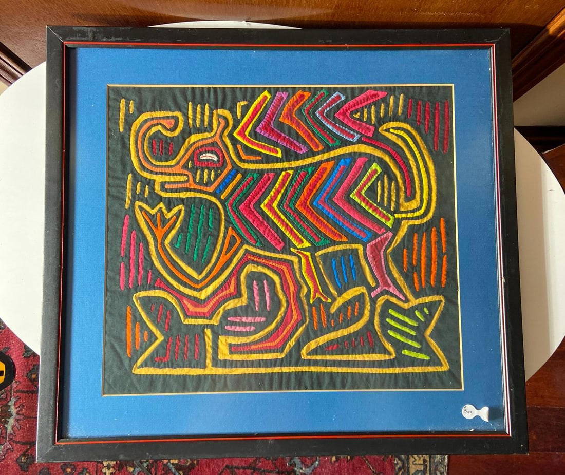 Vintage Framed Mola Of A Dog Auction