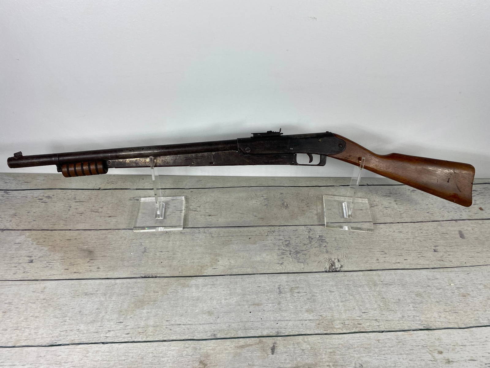 Antique Pump Action Daisy Air Rifle No. 25 Works Auction
