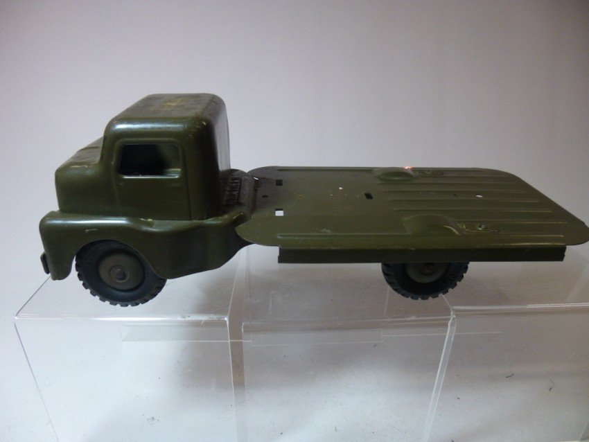 Vintage Structo Toy Army Truck - Mar 09, 2014 | Burns Auction ...
