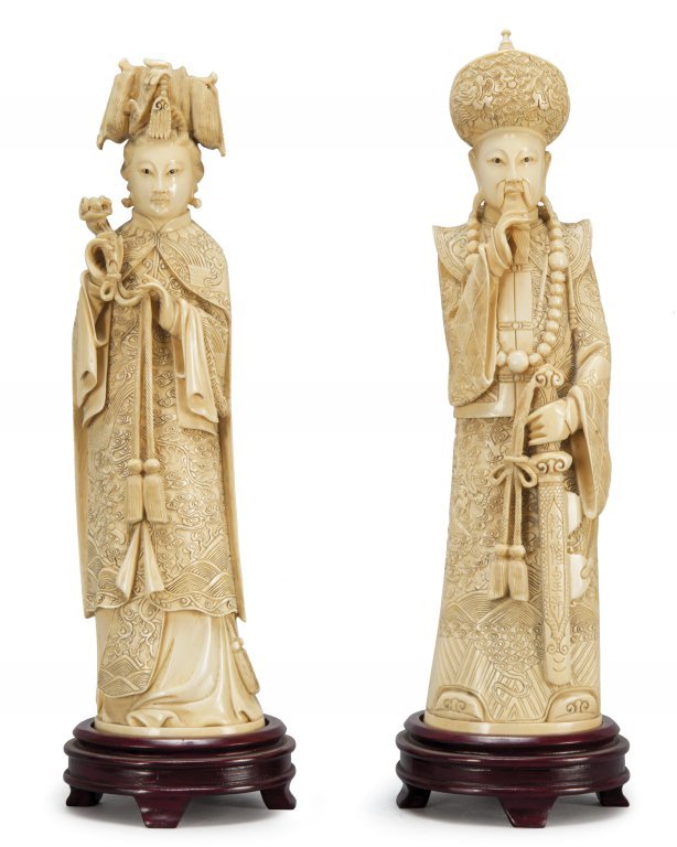 Statua Di Imperatore E Imperatrice In Avorio