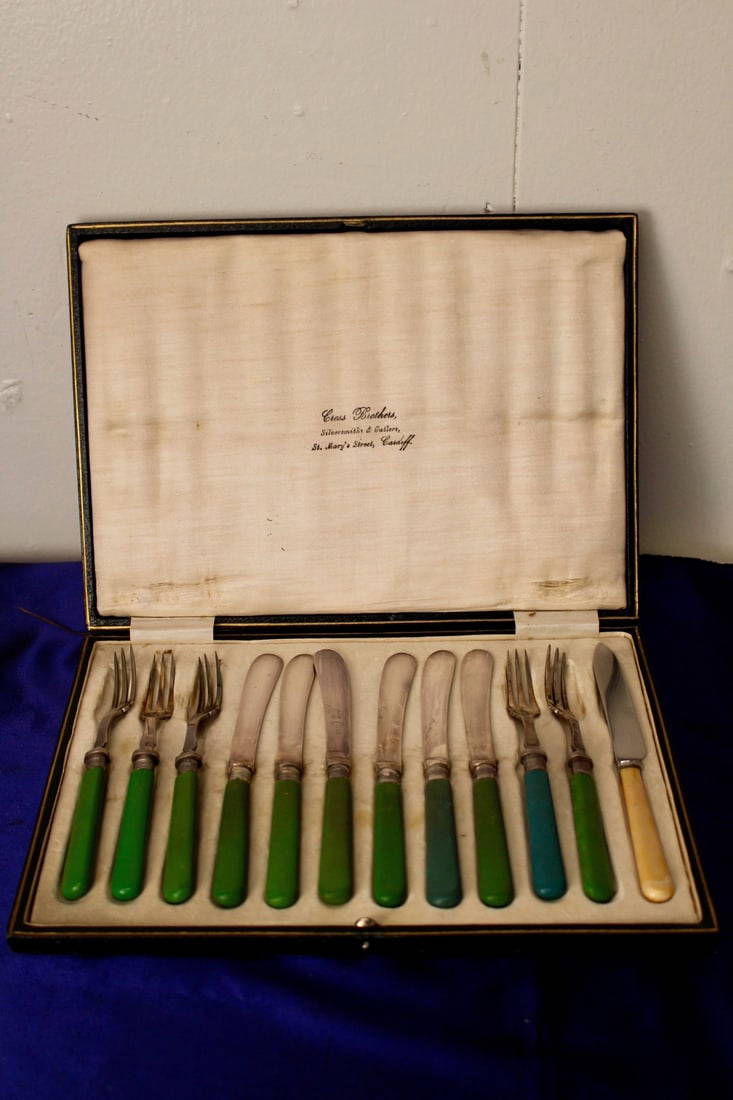 Cross Brothers Silver Plate Cutlery Box Set Auction