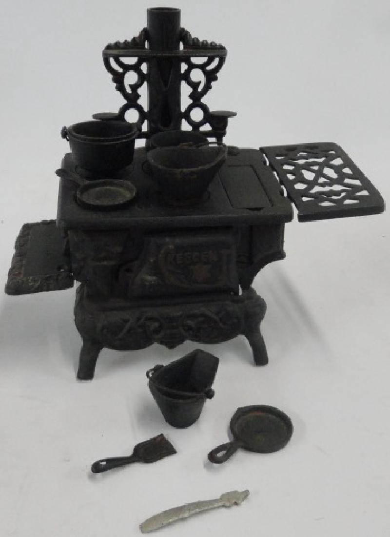 CAST IRON CRESCENT TOY STOVE