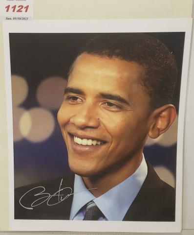 For Auction: BARACK OBAMA AUTOGRAPHED PHOTO (#1121) on May 30, 2021 ...