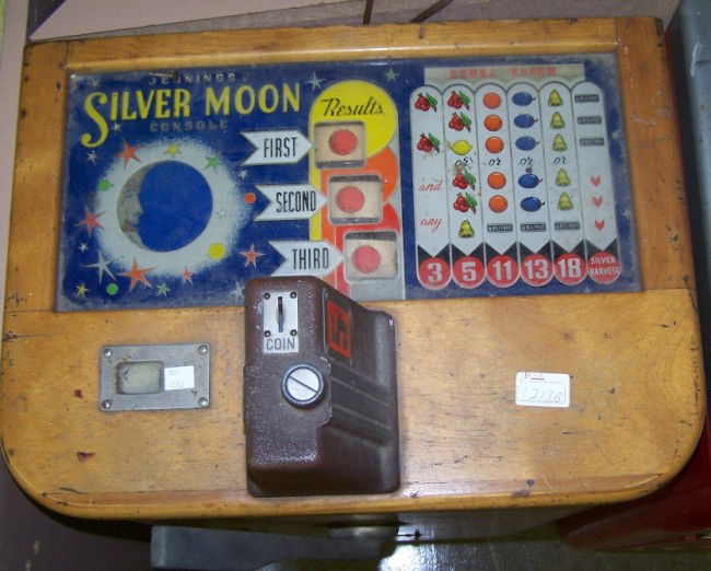 ***jennings Silver Moon Console Slot Machine