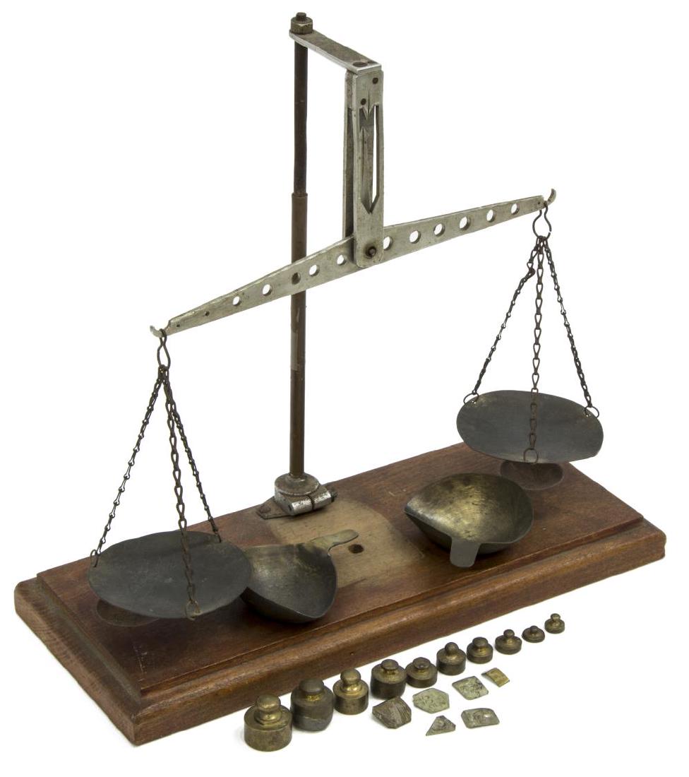 Vintage Jeweler's Scale With Weights