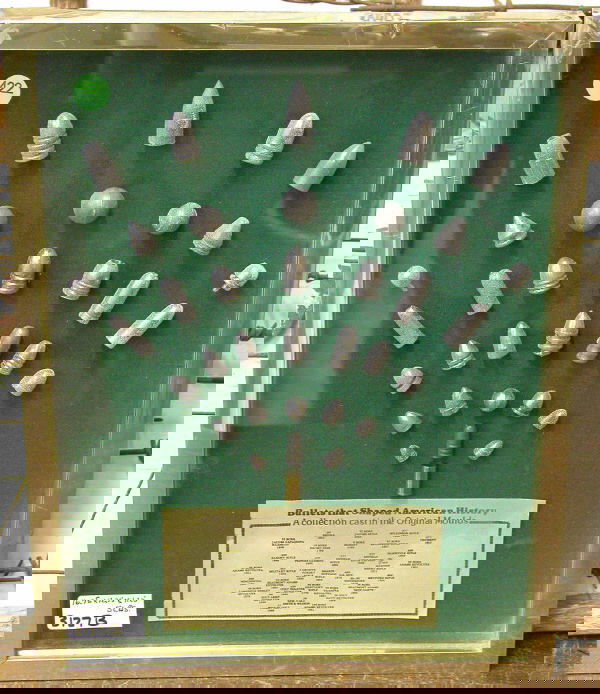 422: BULLET COLLECTION 34 HISTORIC "BULLETS THAT SHAPED