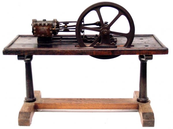 732: ANTIQUE FRENCH STEAM ENGINE