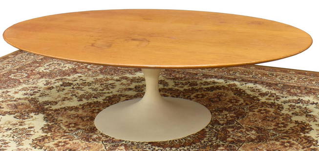 Modern Oval Tulip Table Designed By Eero Saarinen