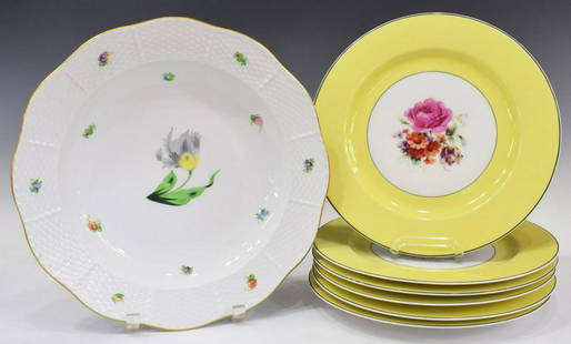 13 Herend Hand Painted Porcelain Dinner Plates