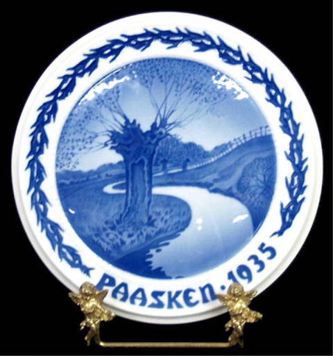 Bing & Grondahl 1935 Final Year Easter Plate