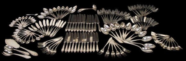 140: EXTENSIVE STERLING SILVER FLATWARE SERVICE, PERU