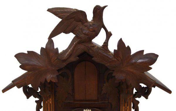 ANTIQUE BLACK FOREST TRUMPETER CUCKOO CLOCK