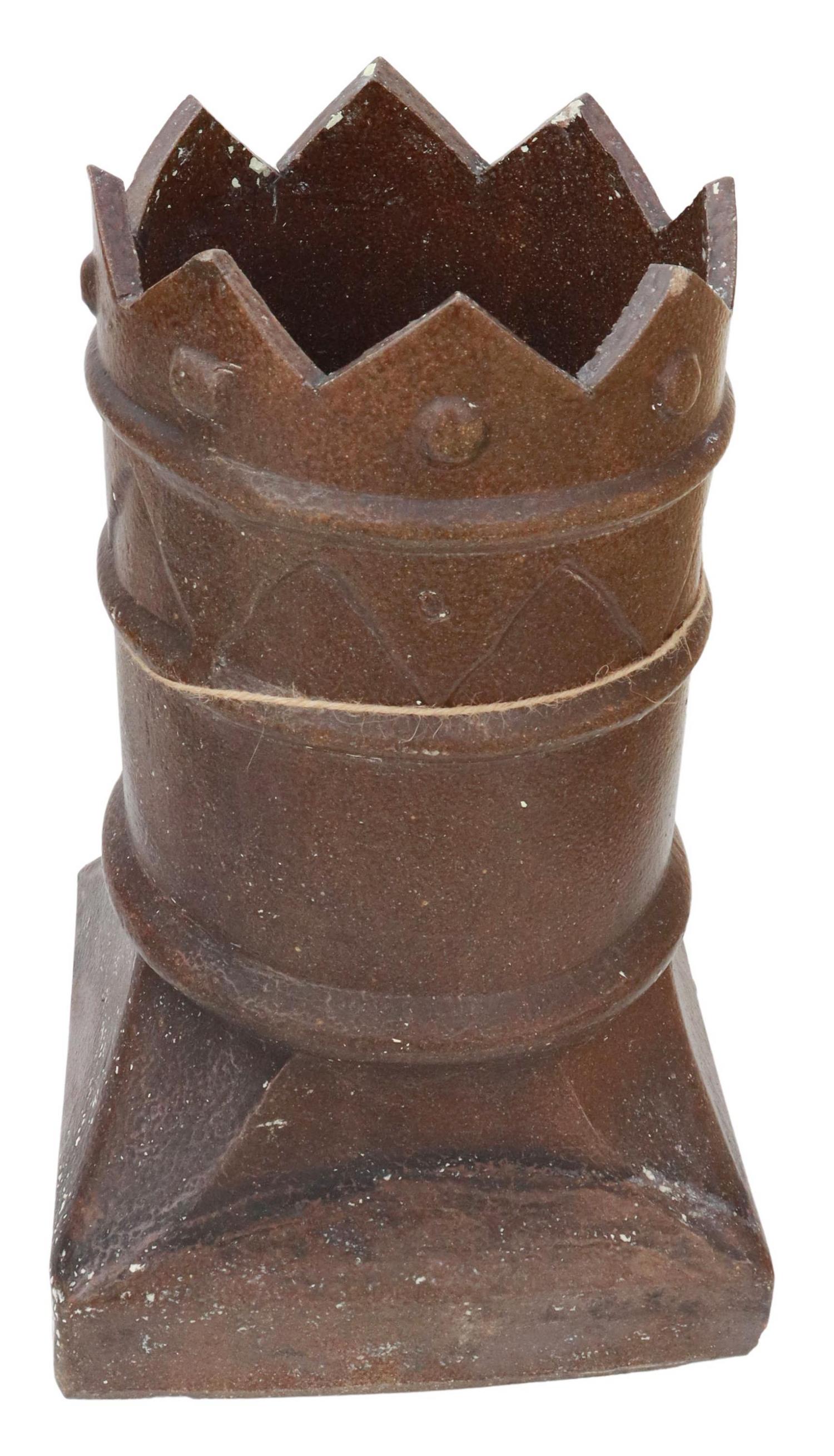 SMALL ARCHITECTURAL TURRET-FORM CHIMNEY POT | Barnebys