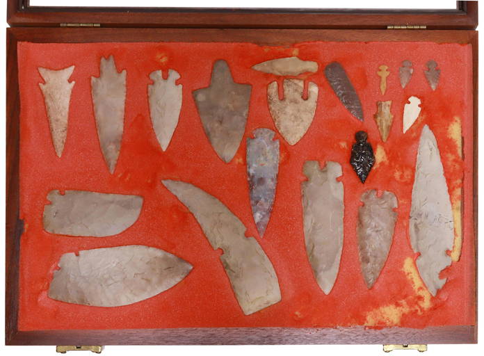 (20) Estate Collection Arrowheads, Tools