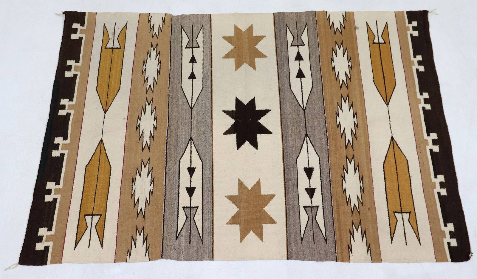 Native American Navajo Chinle Revival Wool Rug, 5'10.5" X 4'2.5" Auction