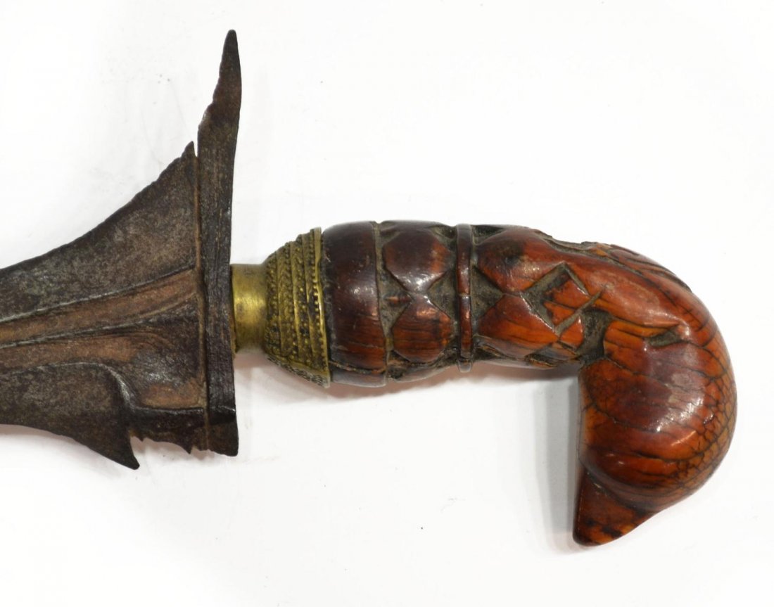 ANTIQUE IVORY & SERPENTINE BLADE KRIS KNIFE - Mar 30, 2013 | Austin ...