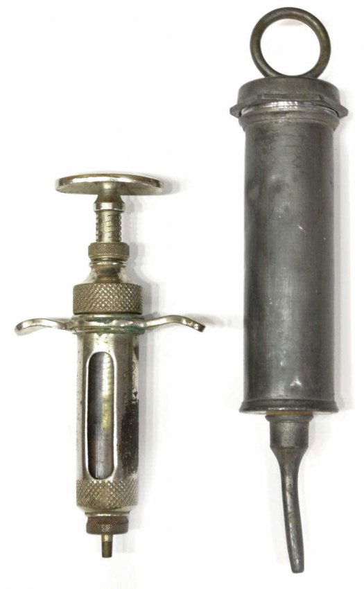 (12) ANTIQUE & VINTAGE VETERINARY TOOLS : Lot 553