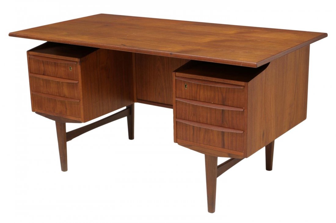 DANISH MID-CENTURY MODERN 'FLOATING TOP' DESK