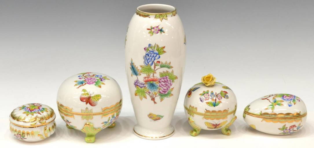 (5) Herend Porcelain Queen Victoria Table Articles