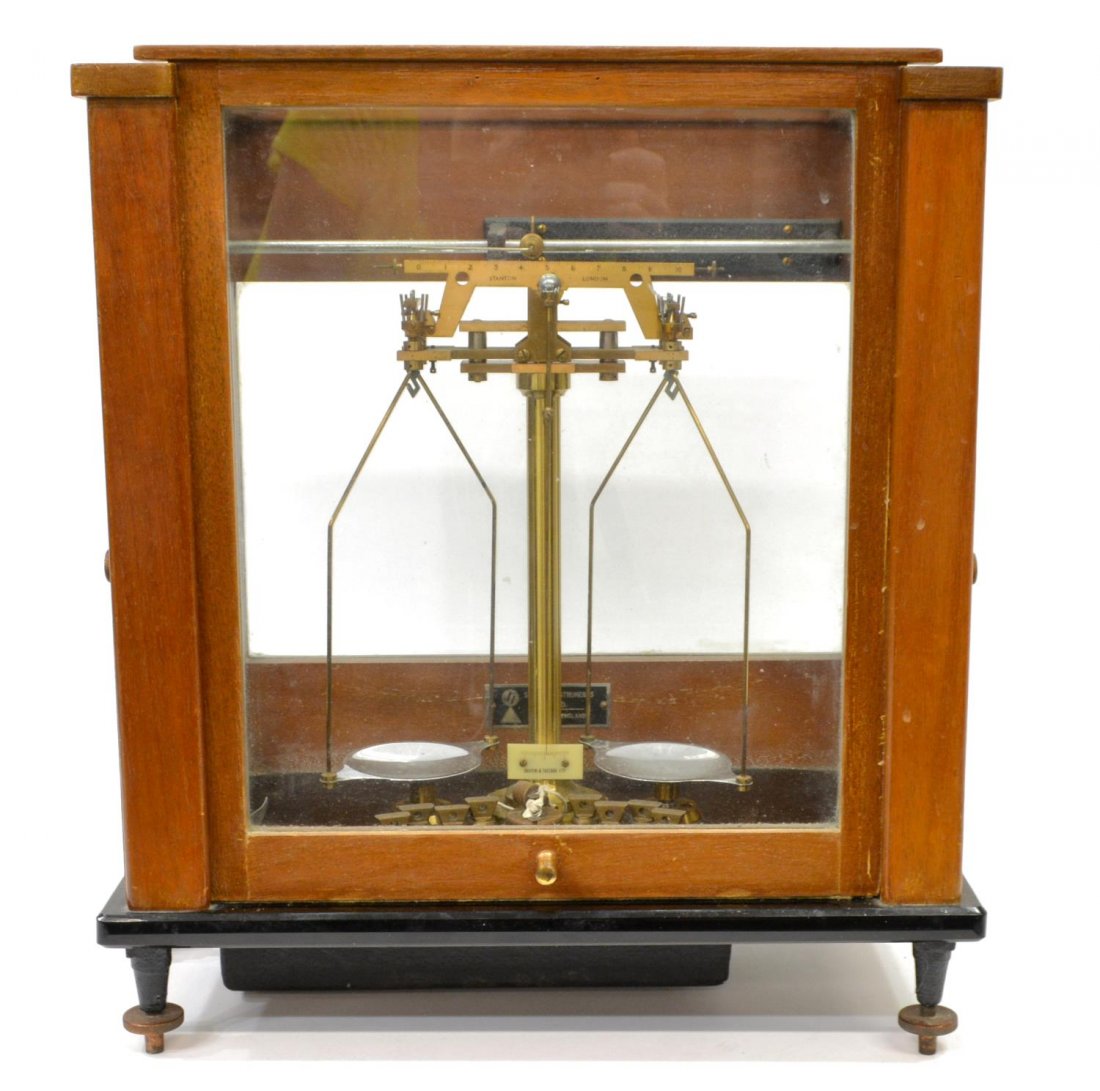 ENGLISH STANTON INSTRUMENTS CASED BALANCE SCALES