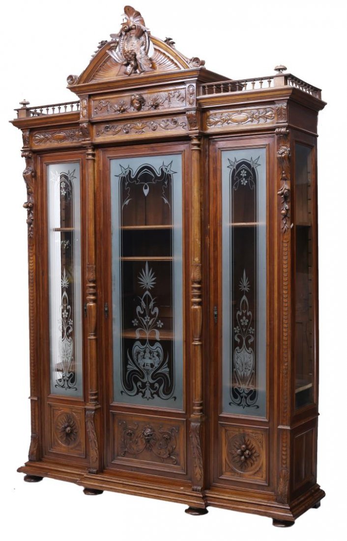 ITALIAN RENAISSANCE REVIVAL CARVED WALNUT CABINET