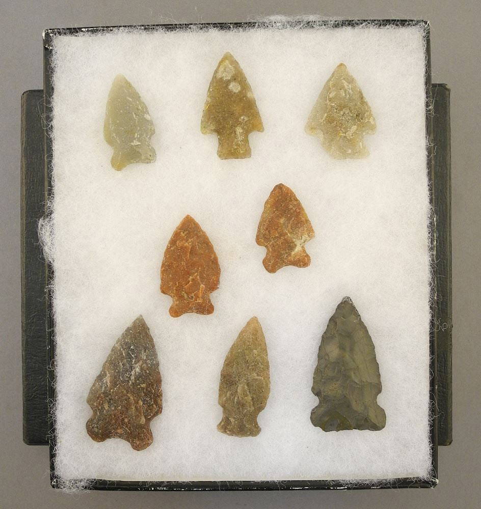 Prehistoric Arrowhead Collection, 1 1/8" - 1 3/4"l. Auction