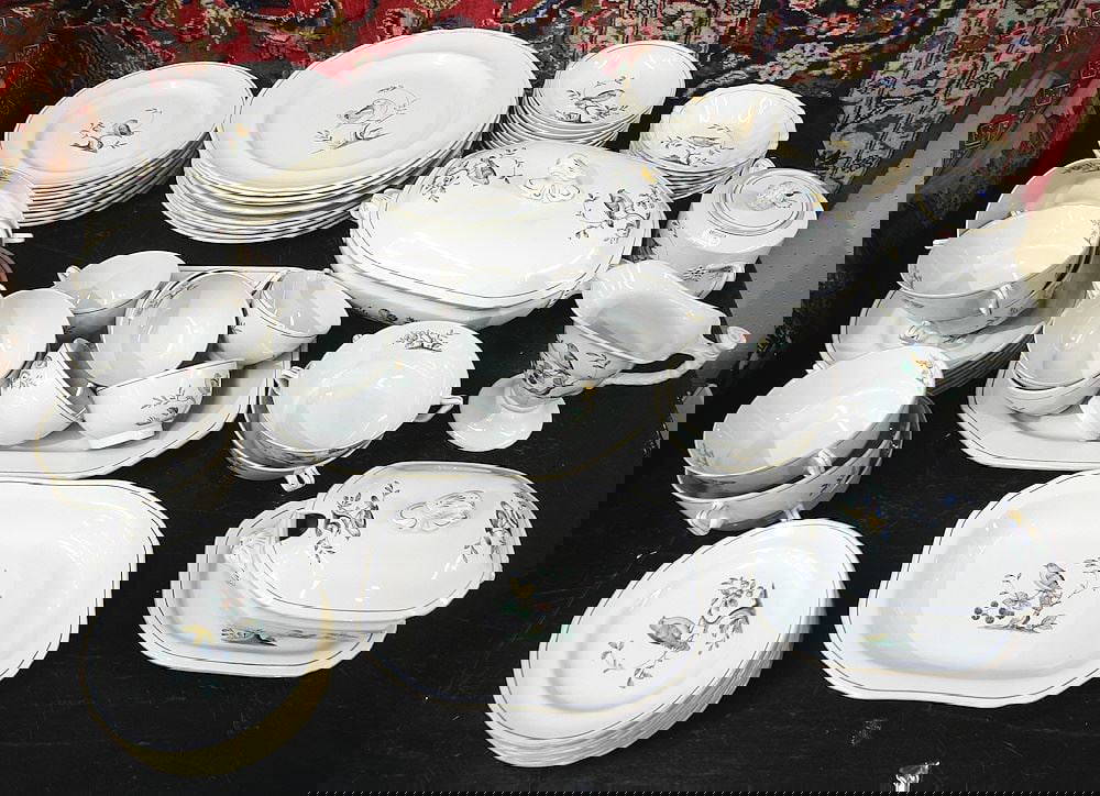 Set Of "queen's Bird" Spode Stone China. Auction