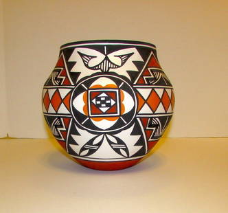 Native American Southwestern Style Hand Painted Pottery