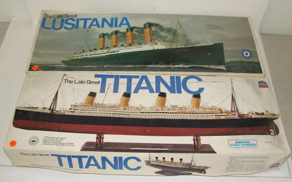 120: 2 BOXED MODEL KITS. TITANIC & LUSITANIA
