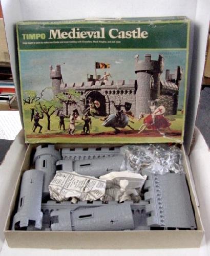 430: TIMPO MEDIEVAL CASTLE IN BOX