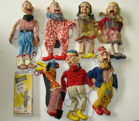 Set Of 7 Howdy Doody Marionettes